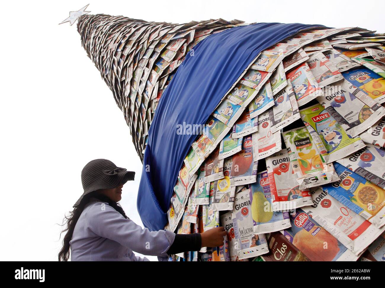 20 feet tall hi-res stock photography and images - Alamy