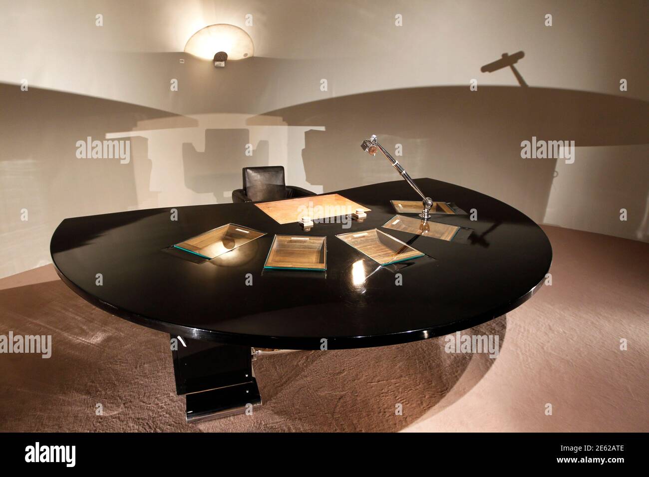 émile jacques ruhlmann hi-res stock photography and images - Alamy