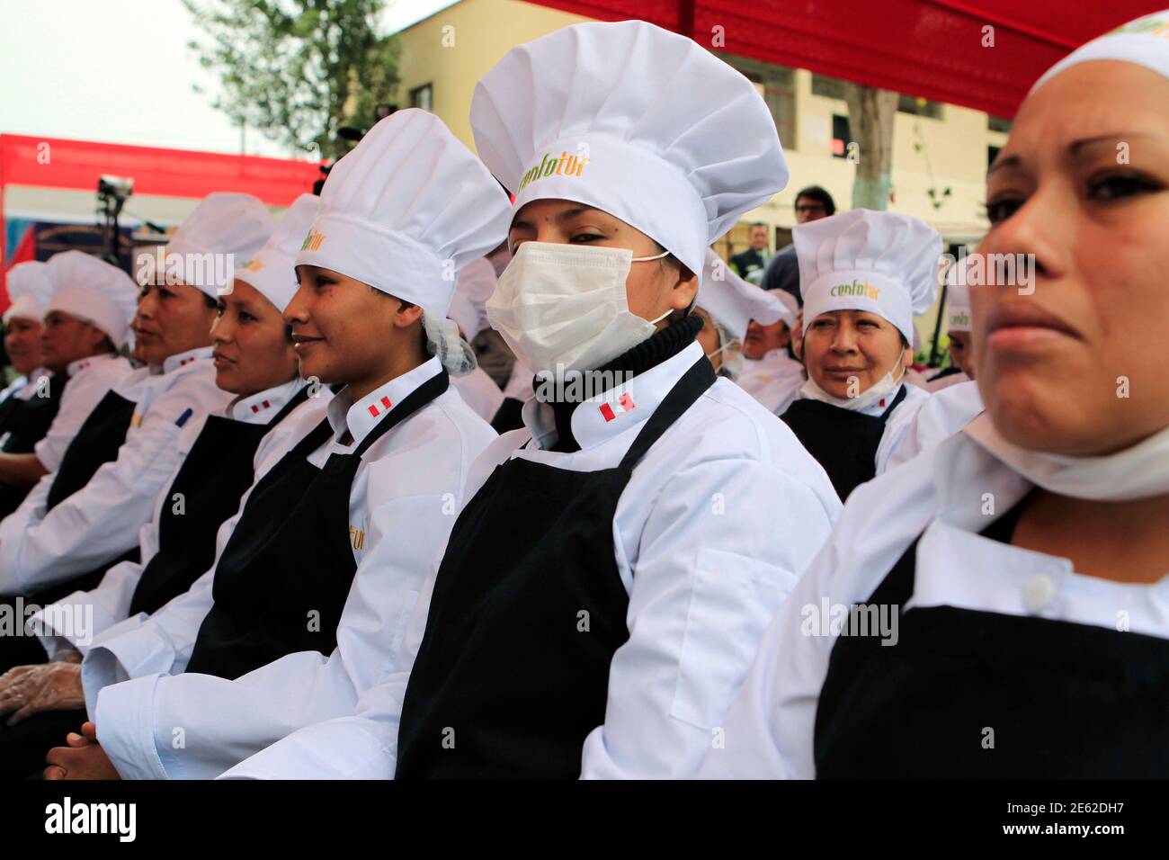 Women wearing prison uniforms hi-res stock photography and images - Alamy