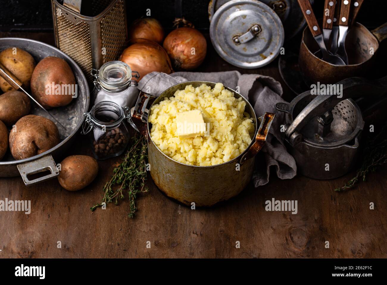 Mashed potato in old vintage pot Stock Photo - Alamy