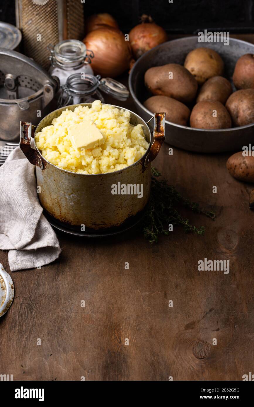 Mashed potato in old vintage pot Stock Photo - Alamy