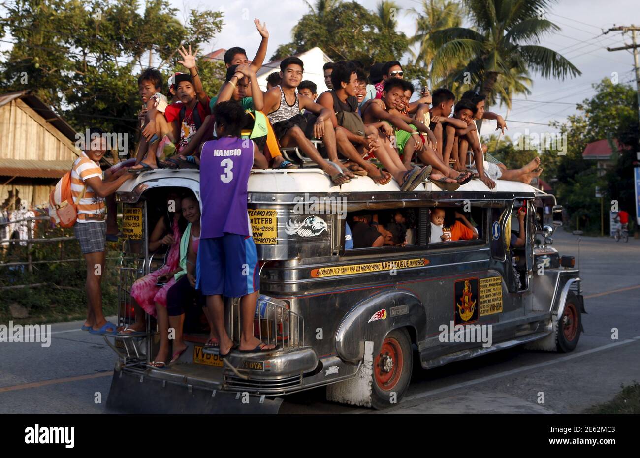 Jeepney transport philippines highway hi-res stock photography and ...