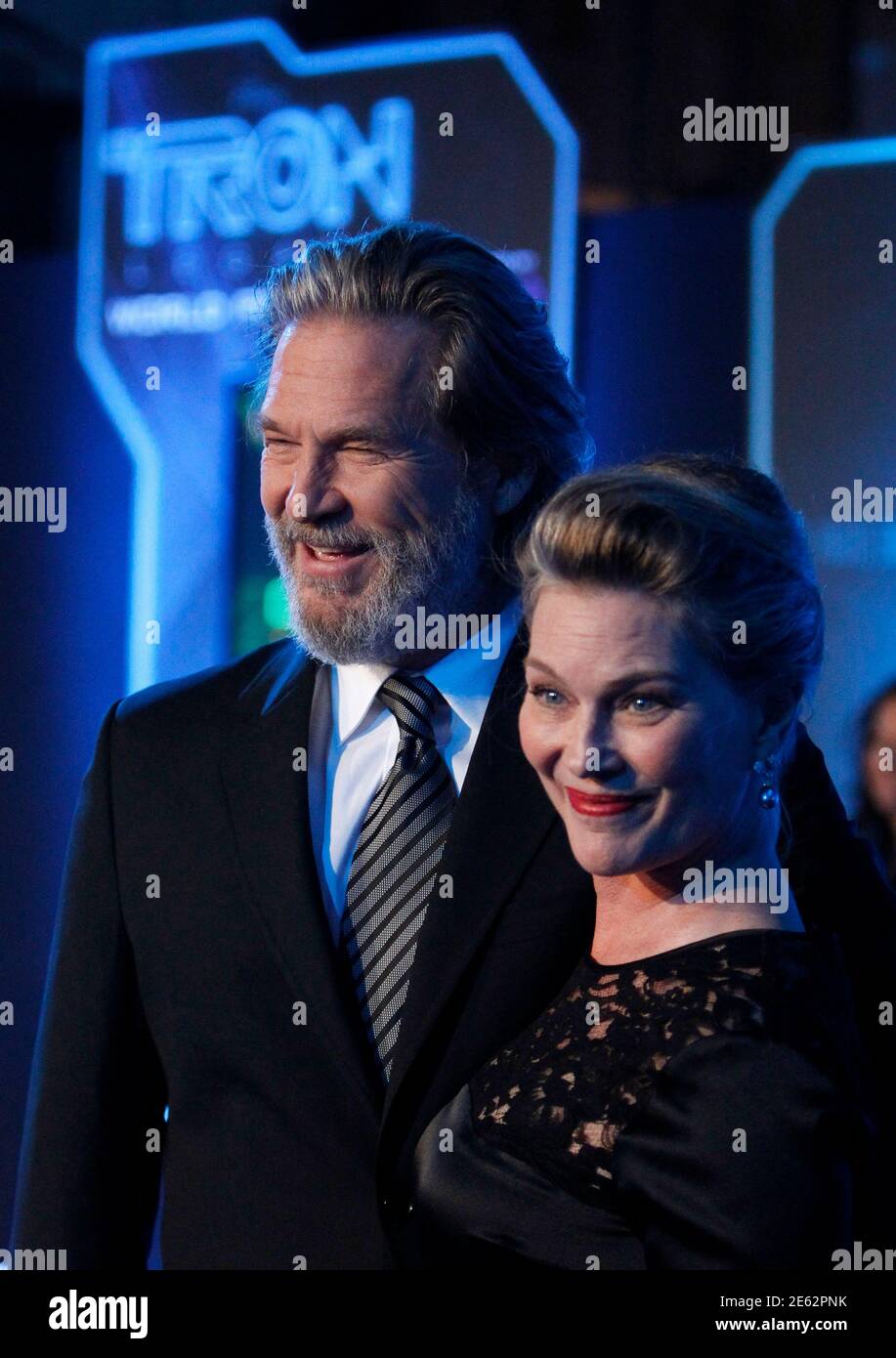 Jeff bridges susan bridges tron hi-res stock photography and images - Alamy