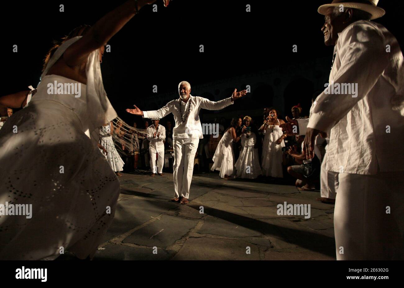 People dance jongo afro brazilian dance hi-res stock photography and ...