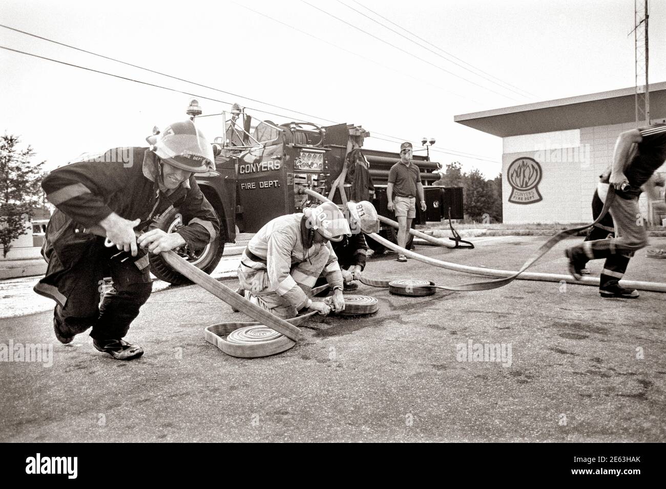 Dangerous situations hi-res stock photography and images - Alamy