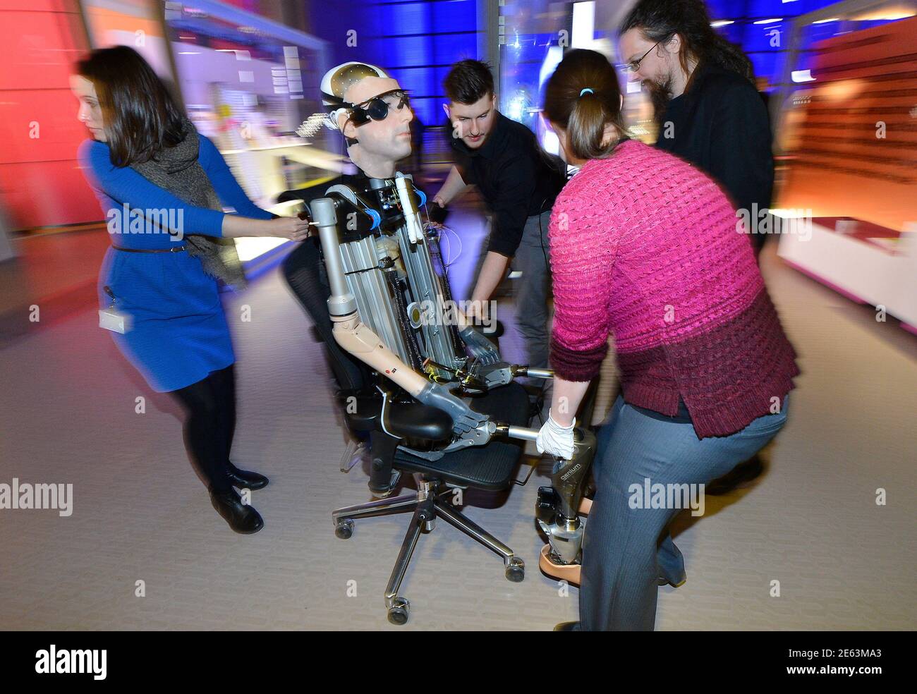 Bionic organs hi-res stock photography and images - Alamy