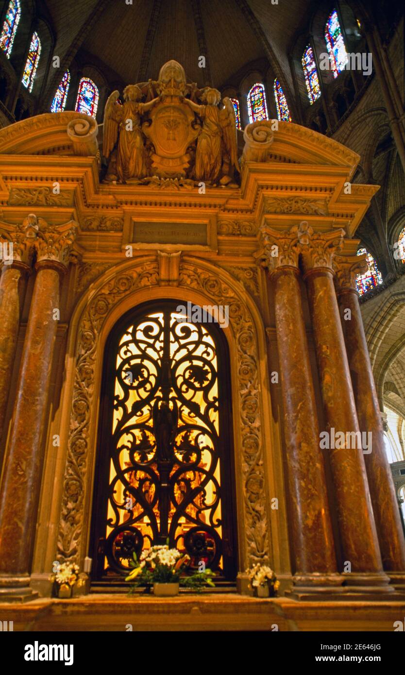 Saint remi church hi-res stock photography and images - Alamy