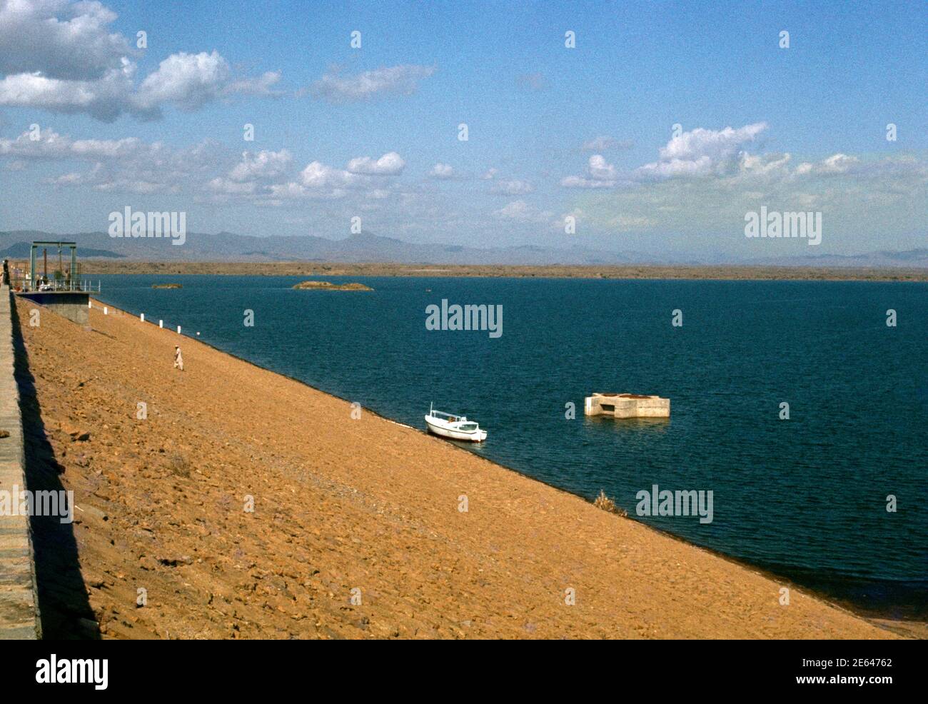 Reservoir hub hi-res stock photography and images - Alamy