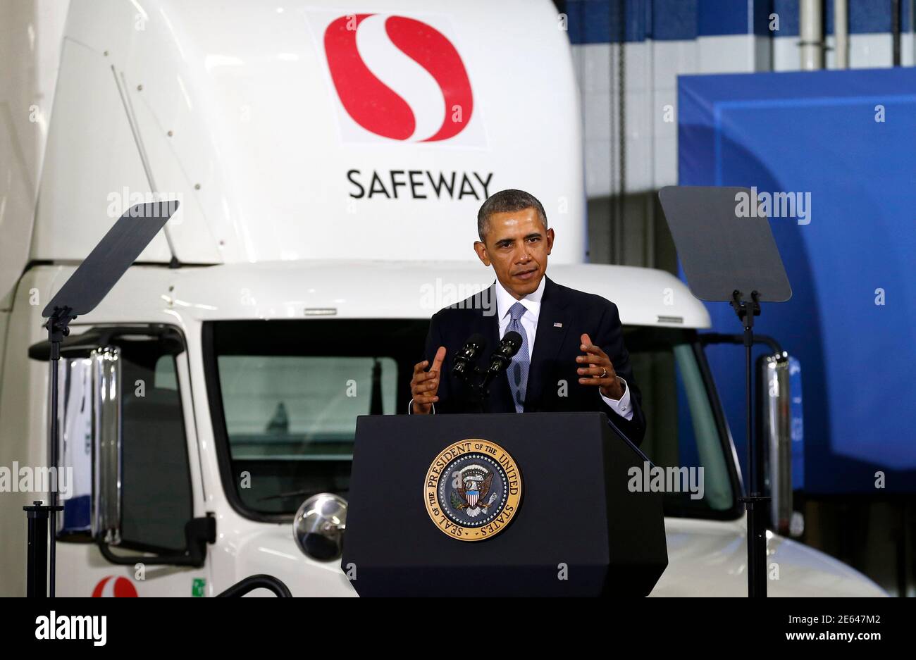 Safeway distribution center hi-res stock photography and images - Alamy