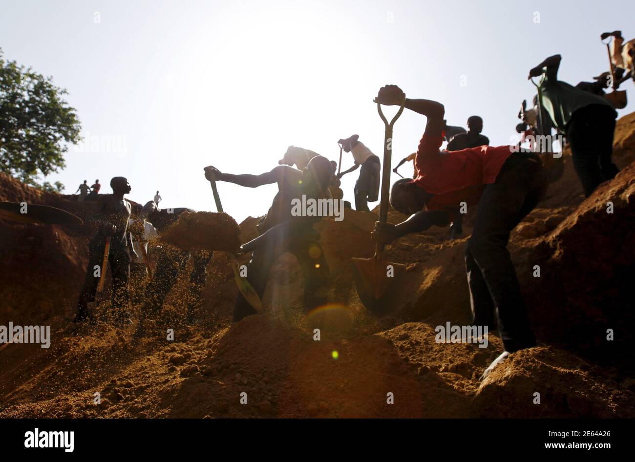 Burial cart hi-res stock photography and images - Alamy