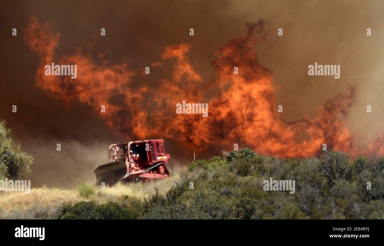 Wall Of Flames High Resolution Stock Photography and Images - Alamy