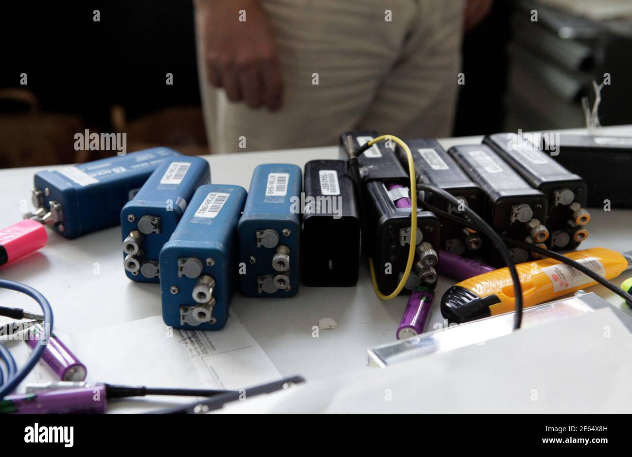 Electronic seals hi-res stock photography and images - Alamy