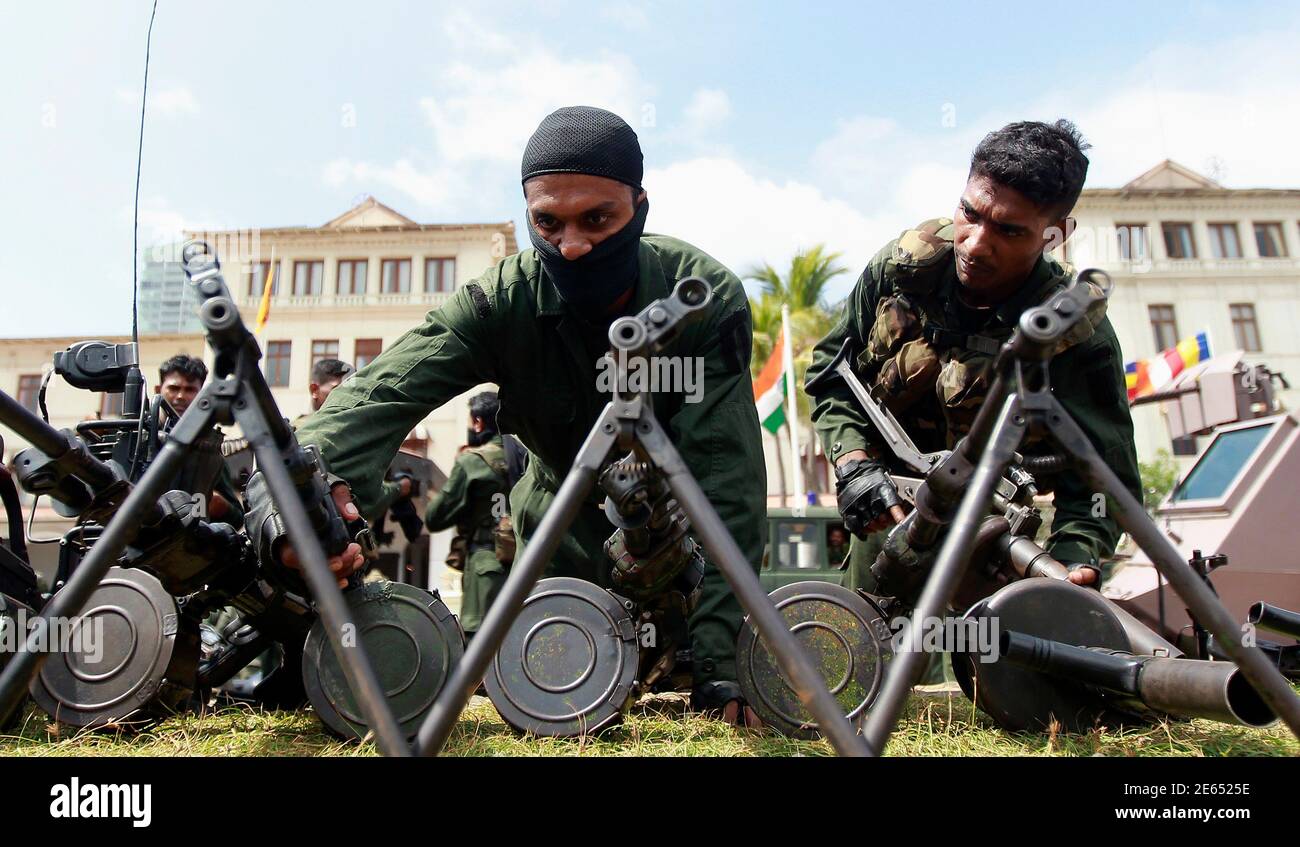 Sri lankan army parade in hi-res stock photography and images - Alamy