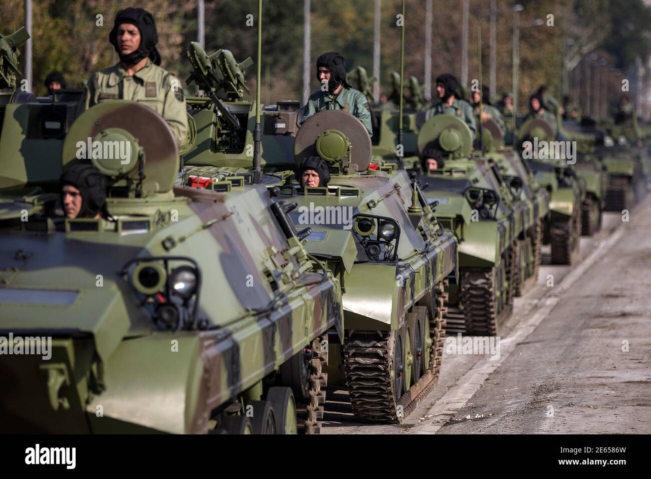 Serbian army soldiers hi-res stock photography and images - Alamy