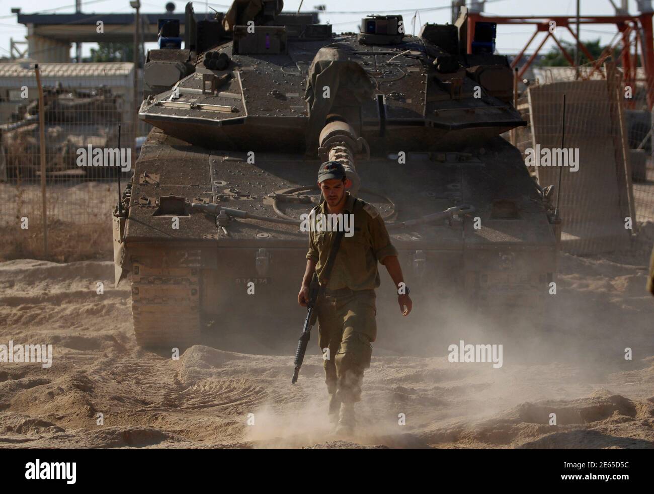 Israeli civil aircraft hi-res stock photography and images - Alamy