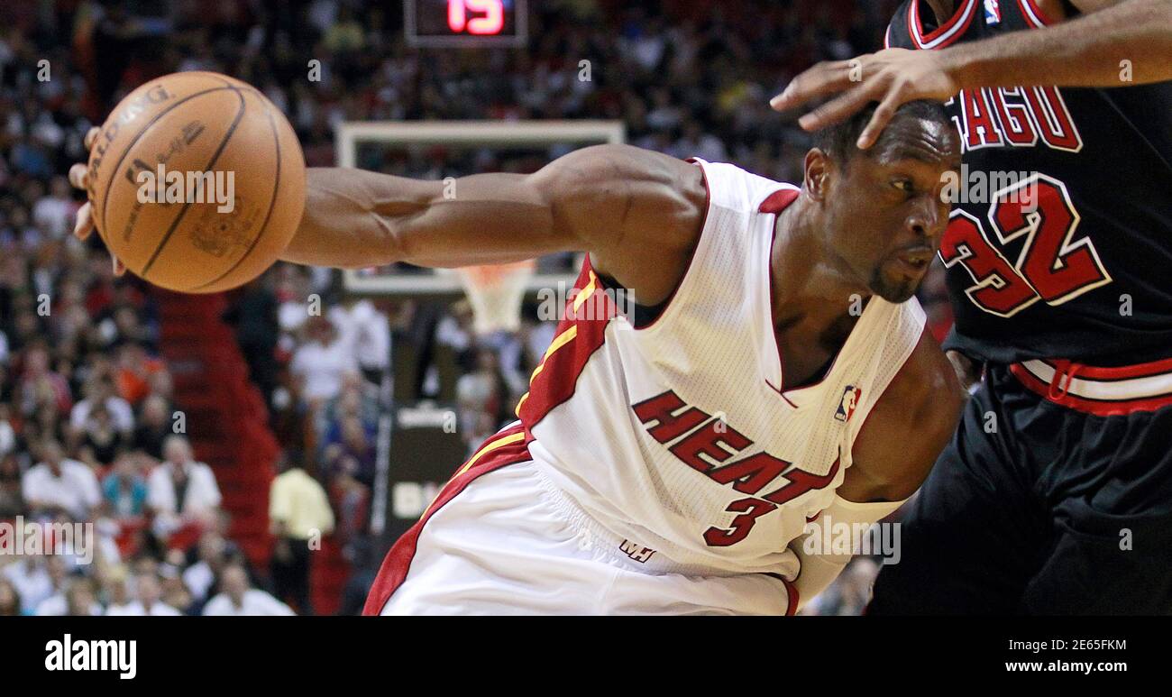 Dwyane wade and bulls hi-res stock photography and images - Alamy