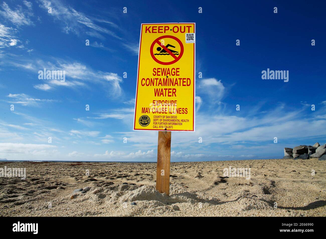 Contaminated water sign river hi-res stock photography and images - Alamy
