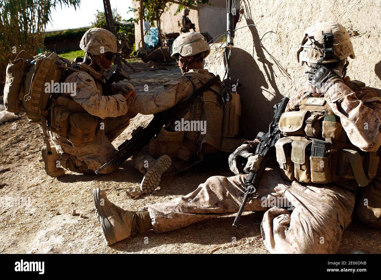 Exploded eyes hi-res stock photography and images - Alamy