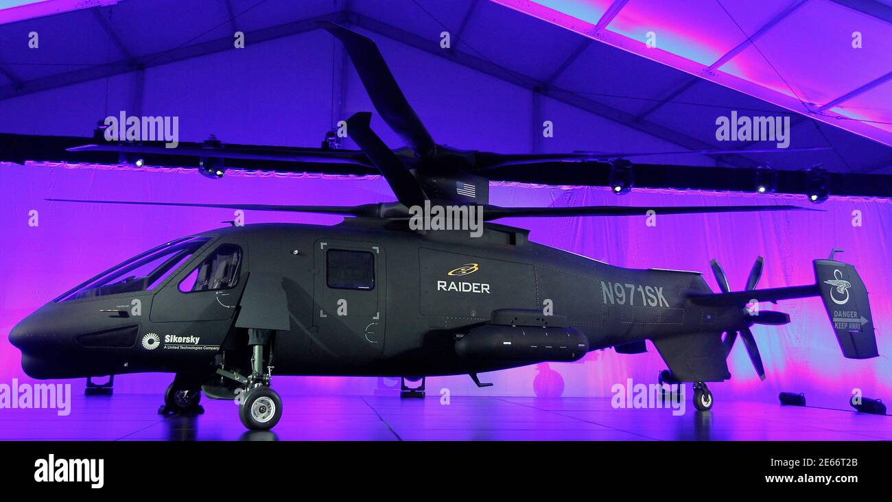 Helicopter payload hi-res stock photography and images - Alamy