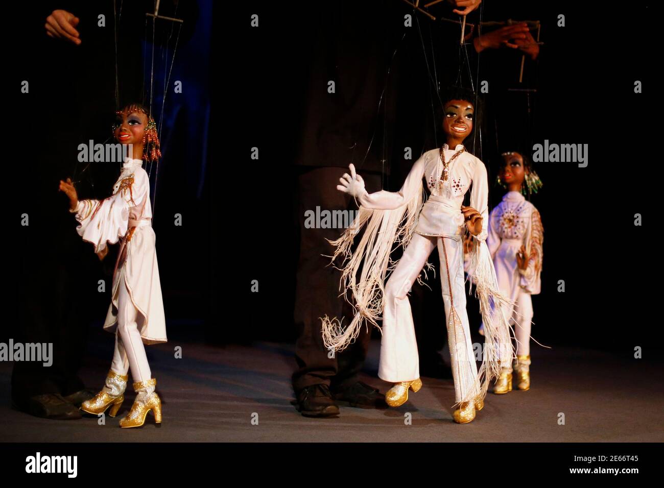 Bob baker theater hi-res stock photography and images - Alamy