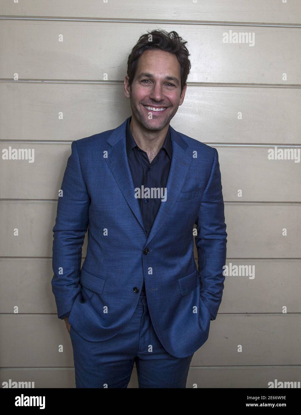 Paul rudd anchorman hi-res stock photography and images - Alamy