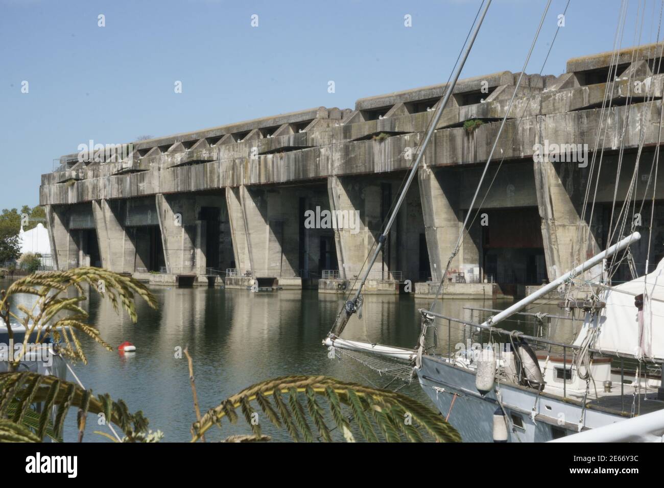 Nazi u boat submarine pens hi-res stock photography and images - Alamy