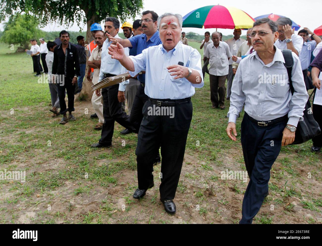 Indian mark on forehead hi-res stock photography and images - Alamy