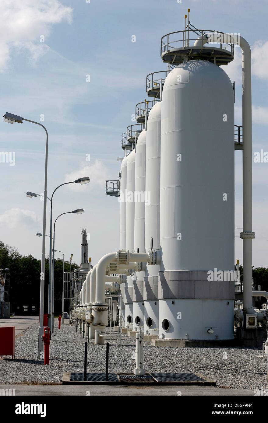 Drop tanks hi-res stock photography and images - Alamy