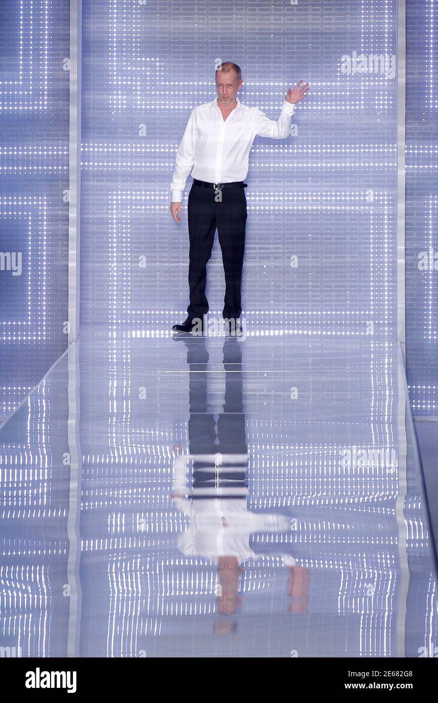 Bill gaytten dior hi-res stock photography and images - Alamy