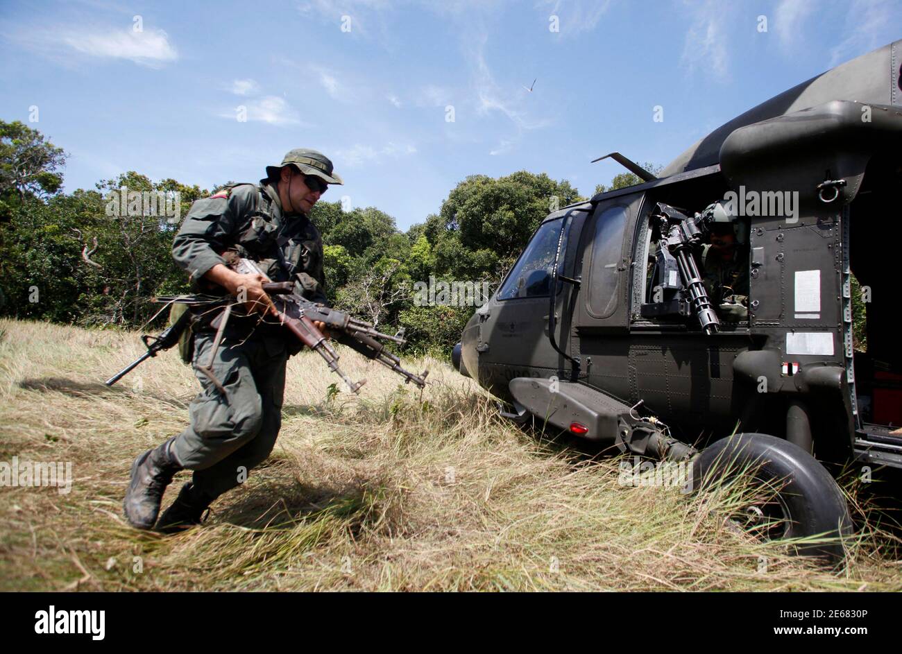 Ejercito de colombia hi-res stock photography and images - Alamy