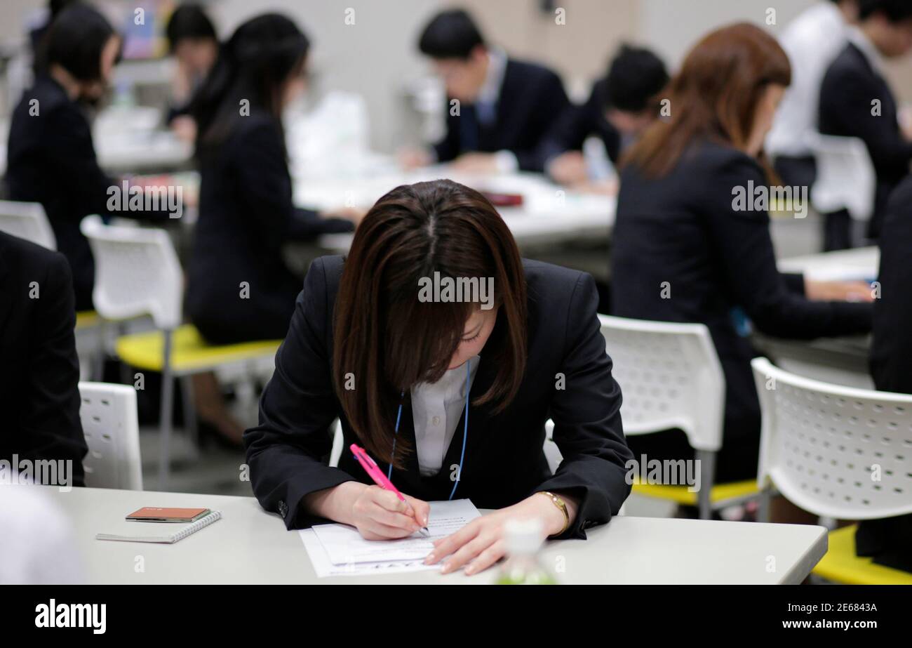 Students work placement hi-res stock photography and images - Alamy