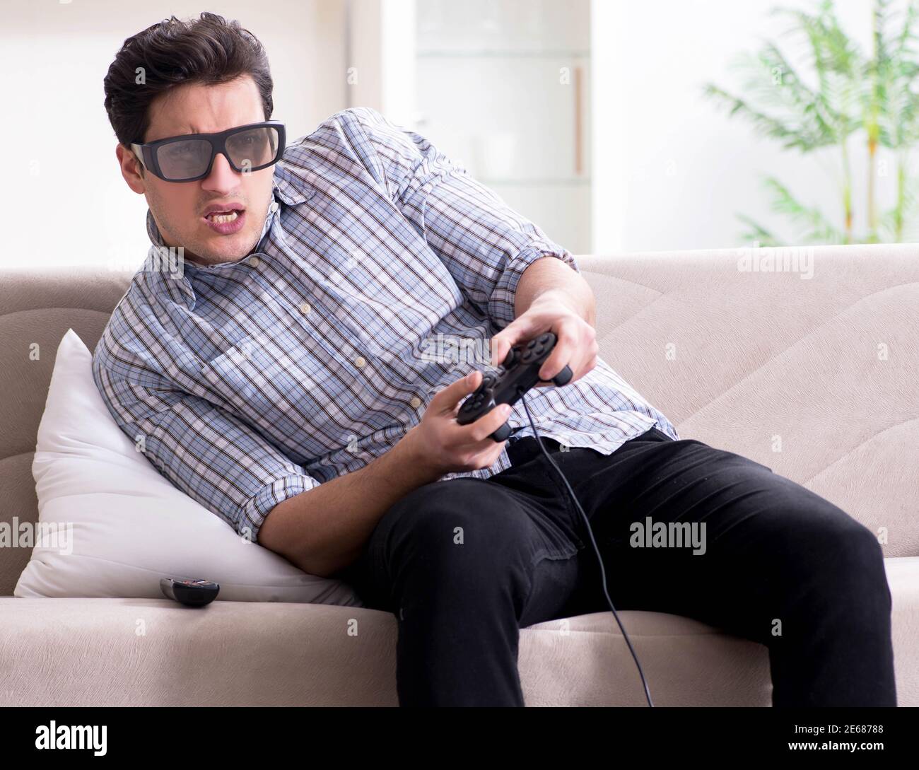 Simulating games hi-res stock photography and images - Alamy