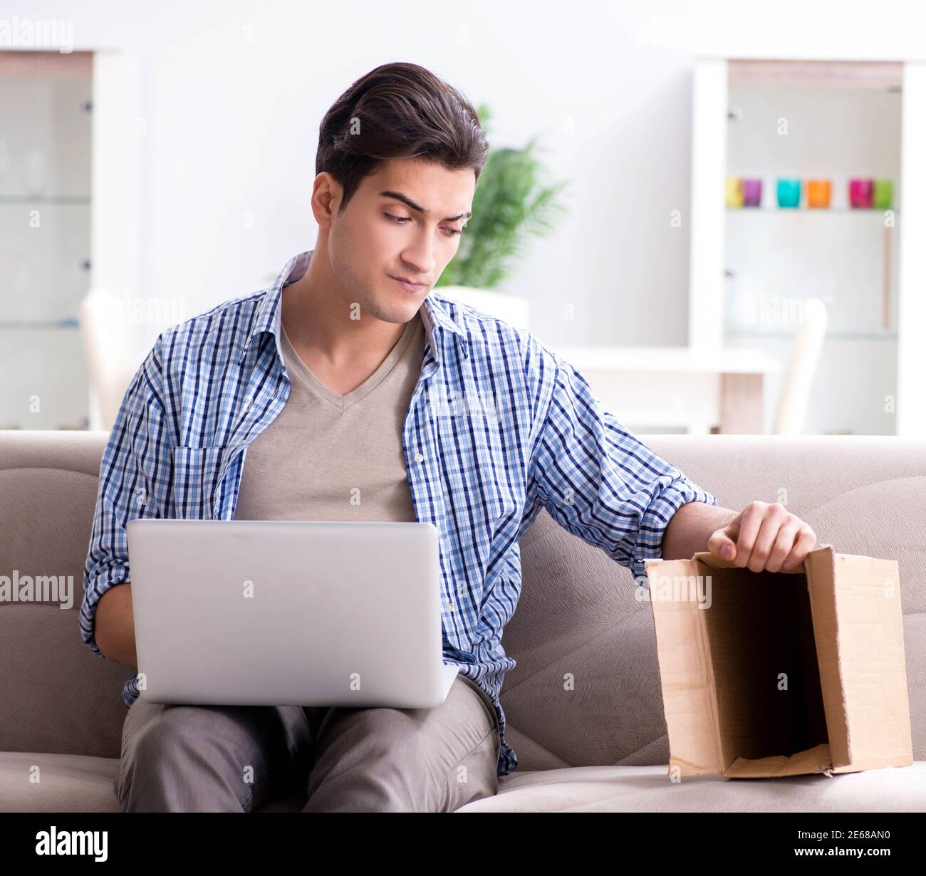 The man receiving empty parcel with stolen goods Stock Photo - Alamy