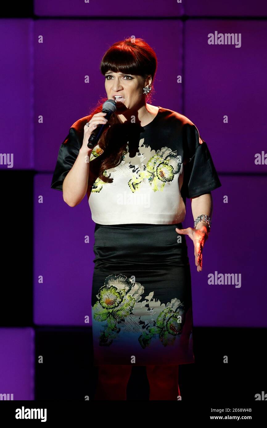 Shoshana Bean High Resolution Stock Photography and Images - Alamy
