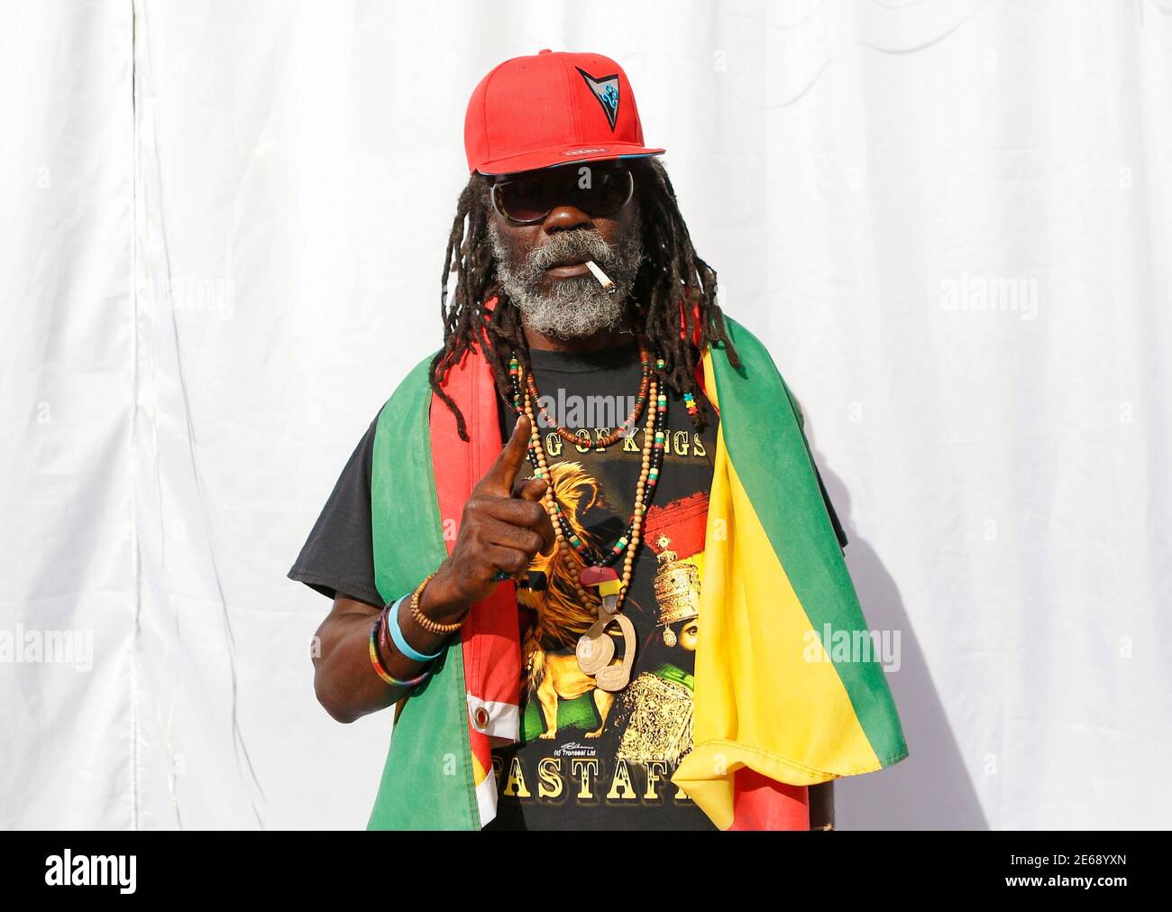 Finger wrestle High Resolution Stock Photography and Images - Alamy