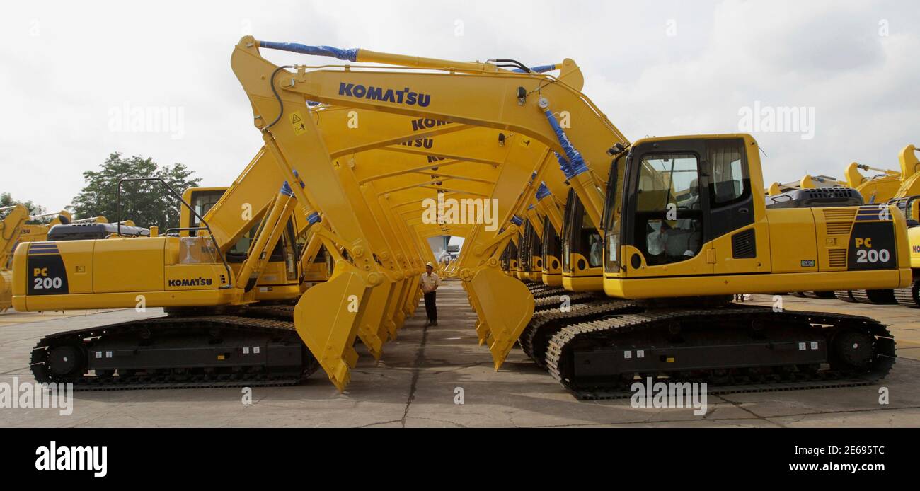 Heavy Equipment Yard High Resolution Stock Photography and Images - Alamy