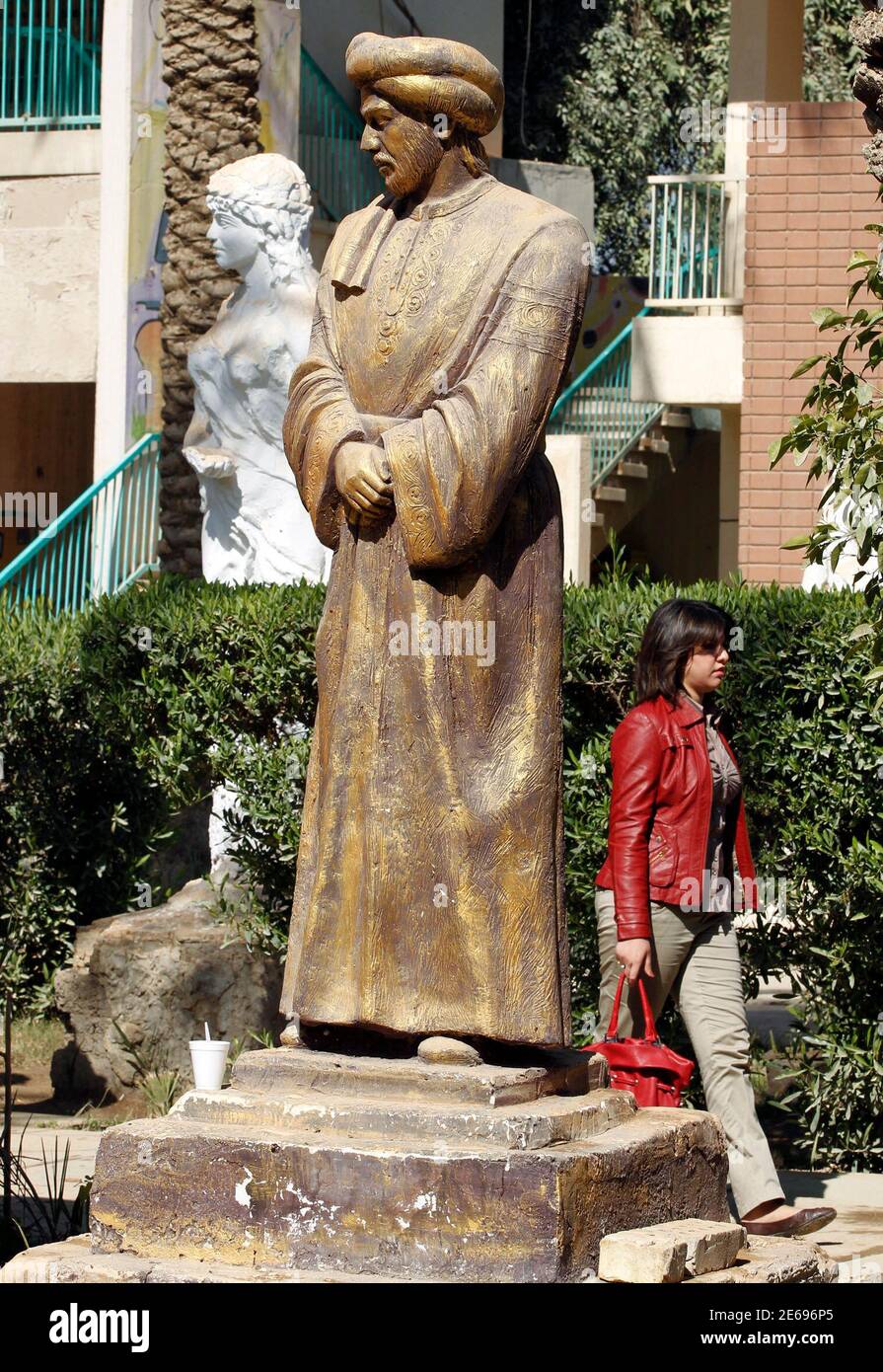 Mutanabi hi-res stock photography and images - Alamy