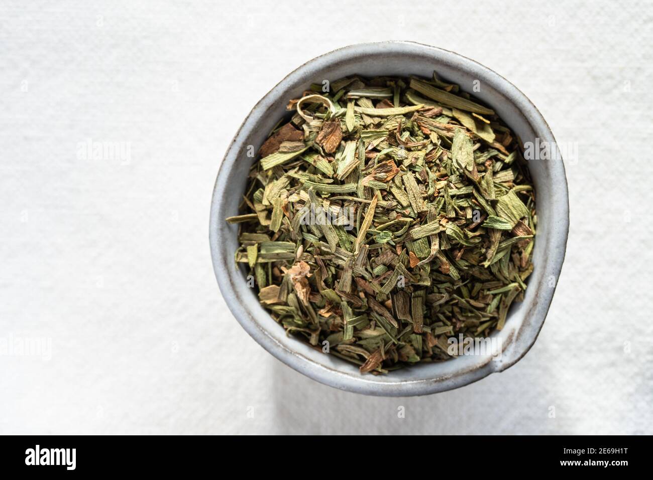 Dried Tarragon in a Bowl Stock Photo - Alamy