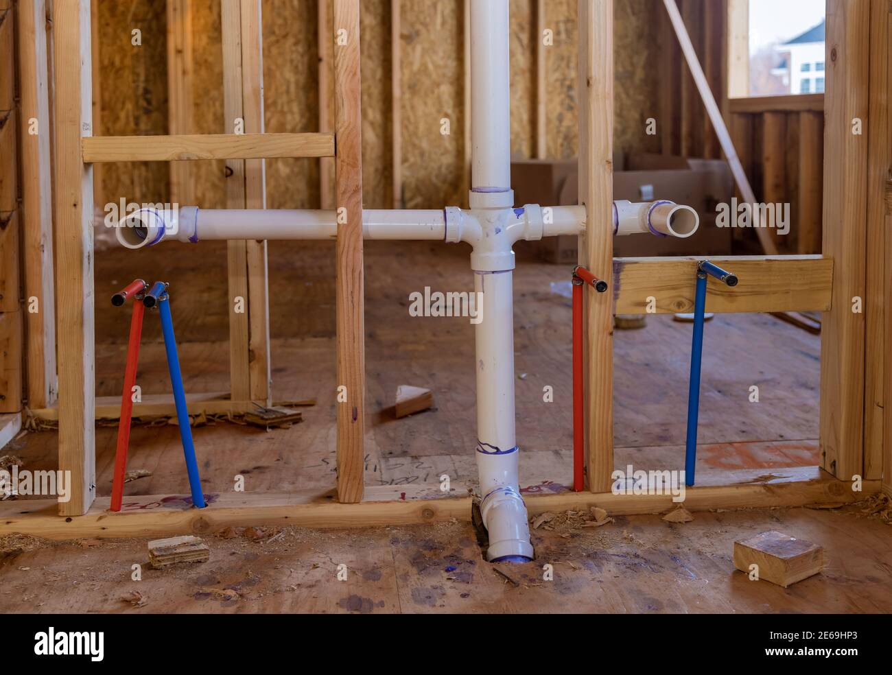Home construction with hot red and cold blue pex pipe layout in new ...