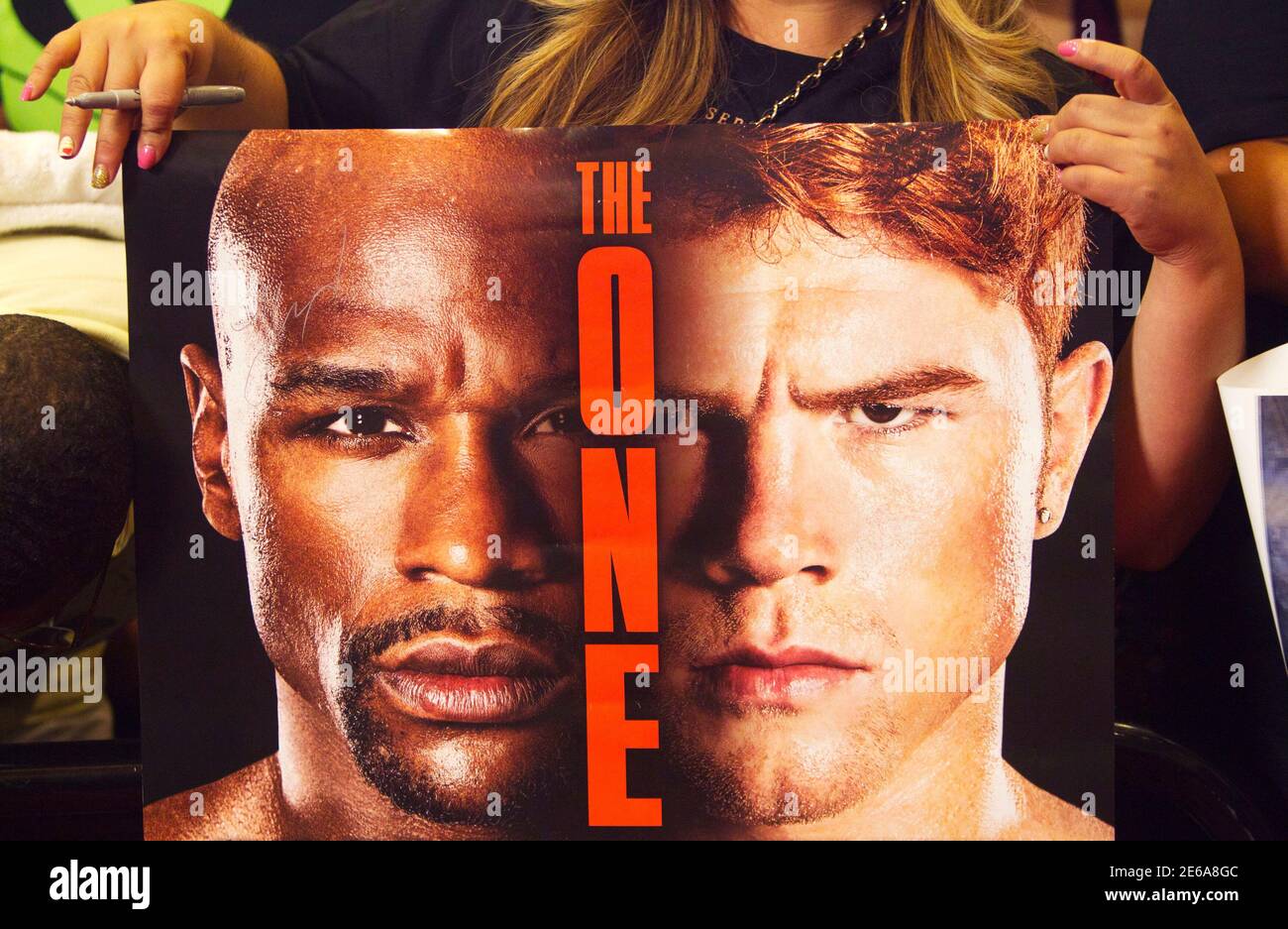 Boxing fight poster hi-res stock photography and images - Alamy