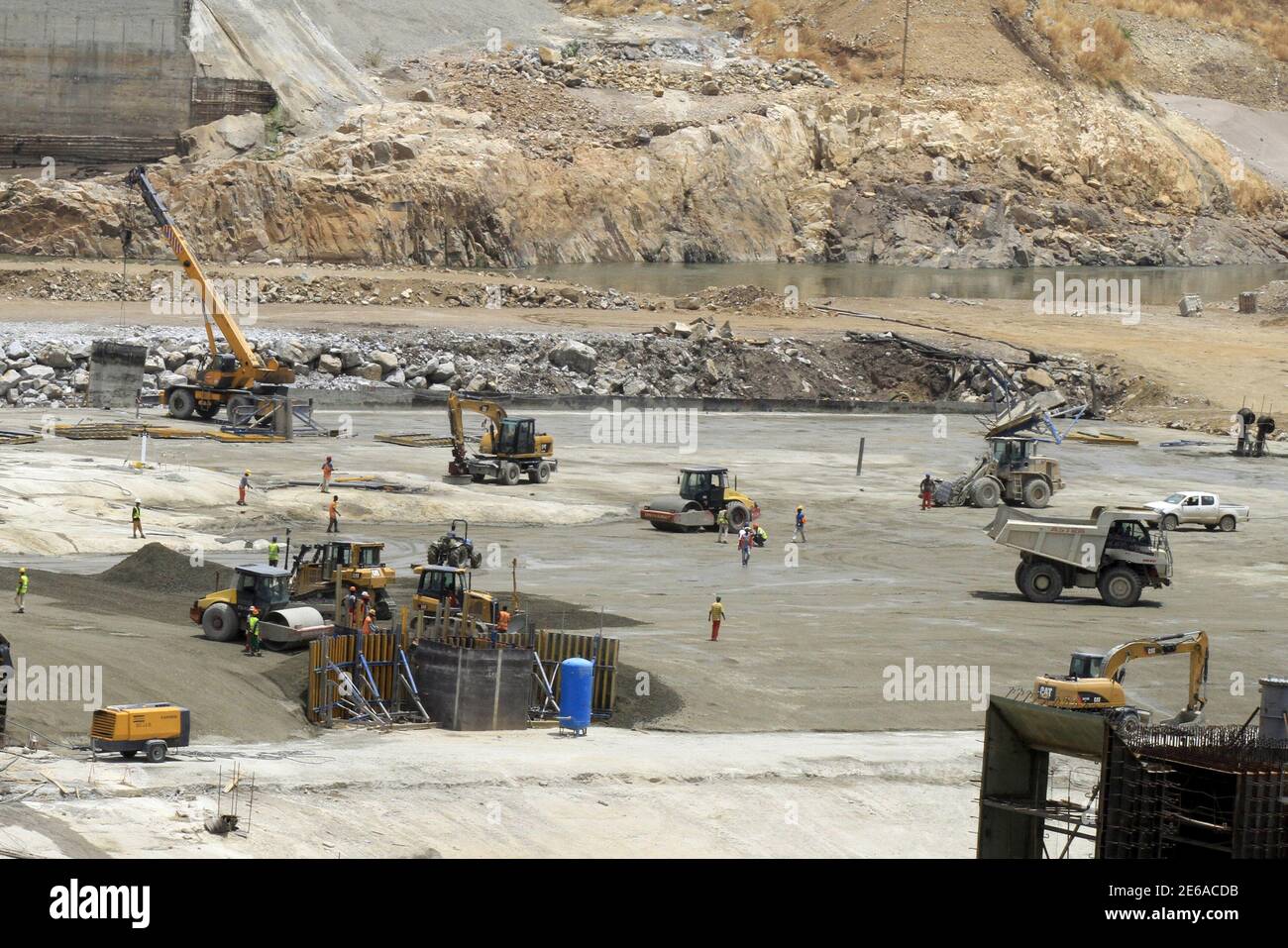 Ethiopia renaissance dam river nile hi-res stock photography and images ...