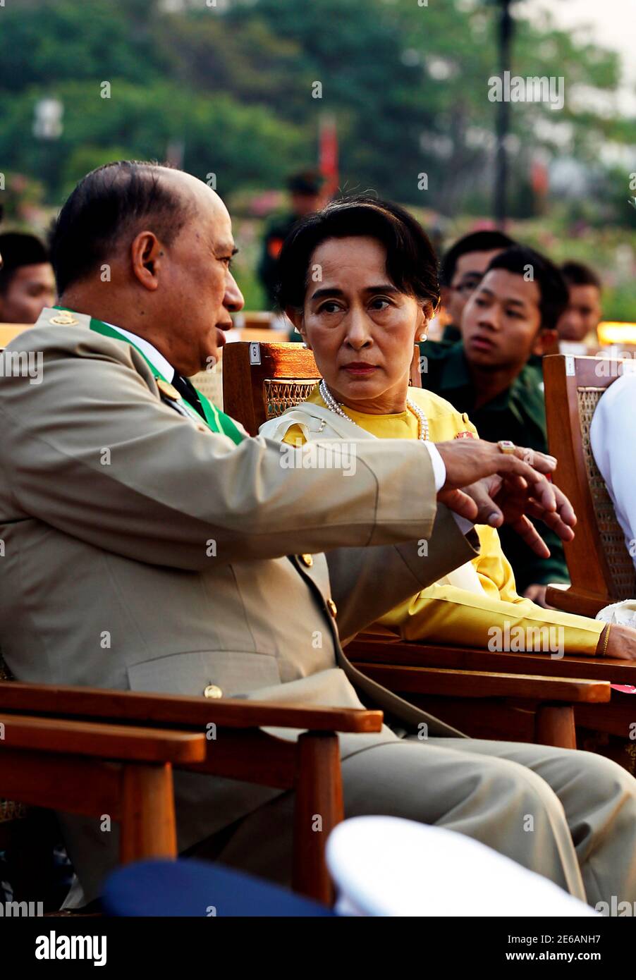 Aung zaw win hi-res stock photography and images - Alamy