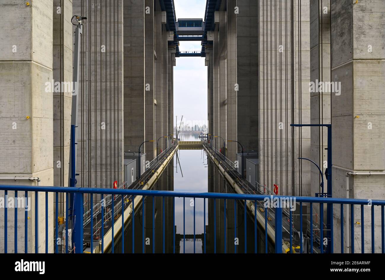 27 January 2021, Brandenburg, Niederfinow: The trough is filled with ...
