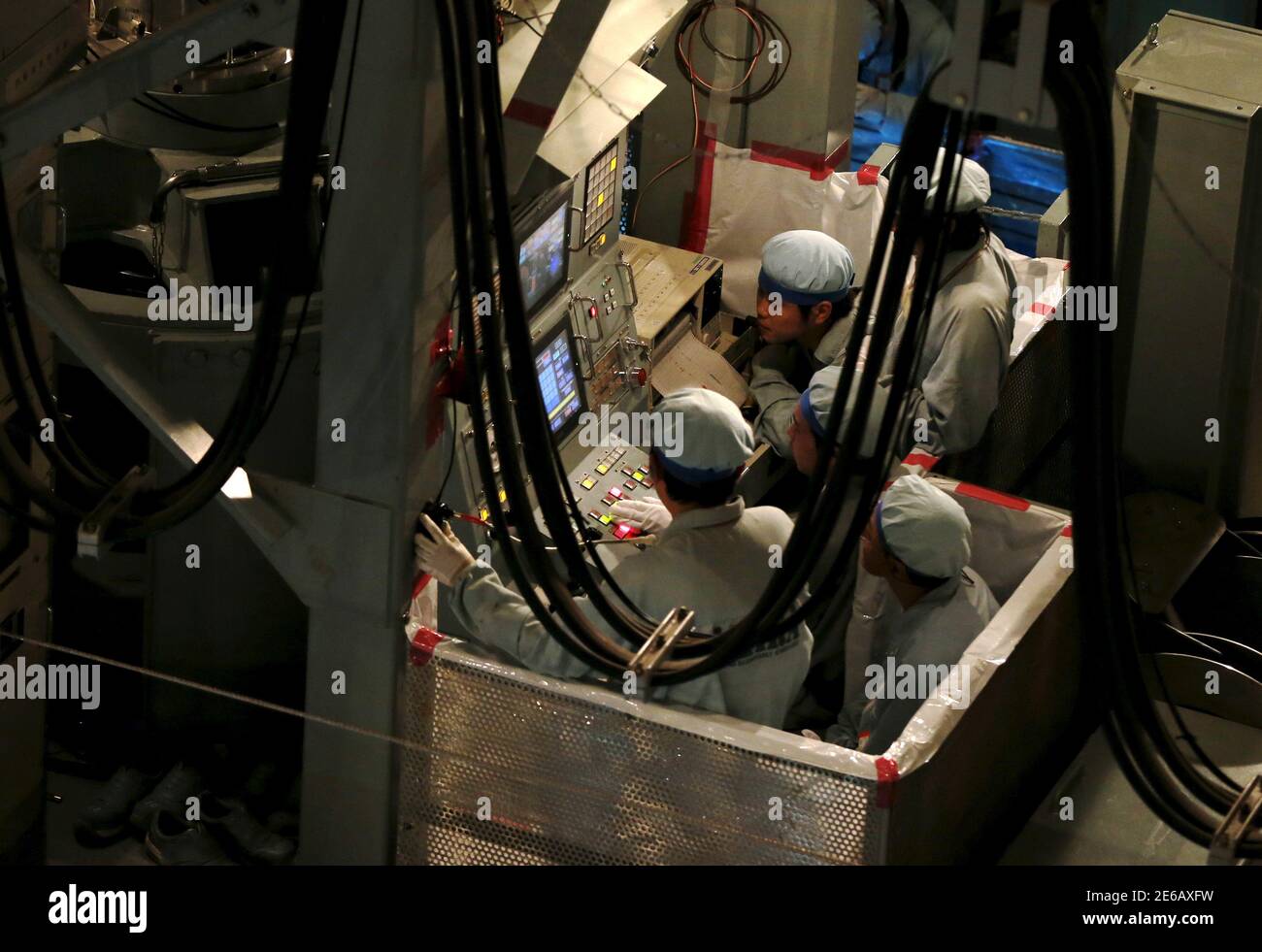 Uranium rods in a nuclear reactor hi-res stock photography and images ...