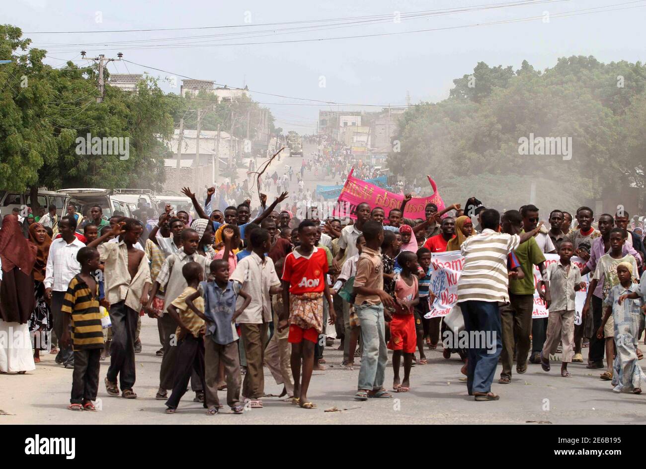 Somali demonstrators hi-res stock photography and images - Alamy