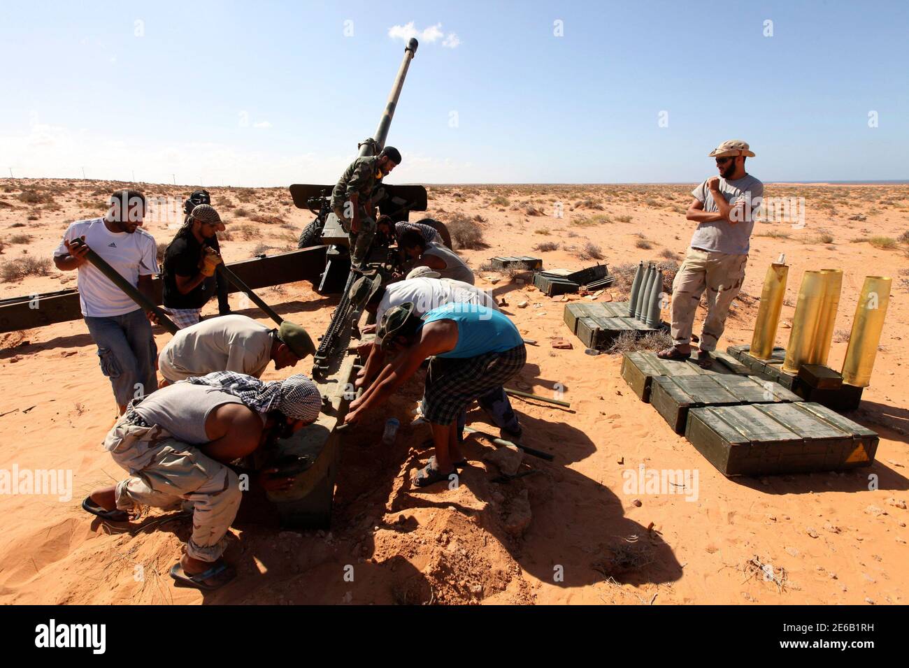 Howitzer ammunition hi-res stock photography and images - Alamy