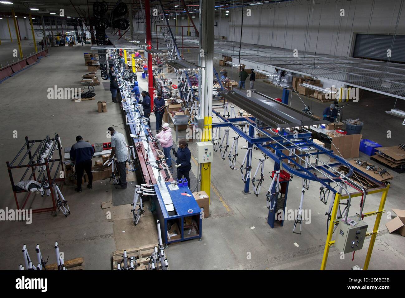 Assembly line workers america High Resolution Stock Photography and ...