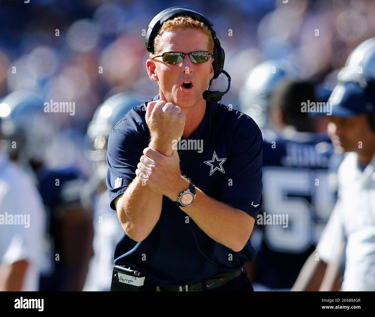 Referee during american football hi-res stock photography and images ...