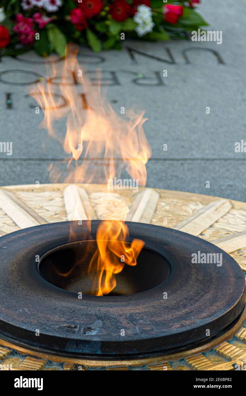 Close up image of the eternal flame at the Unknown Soldier Grave and ...