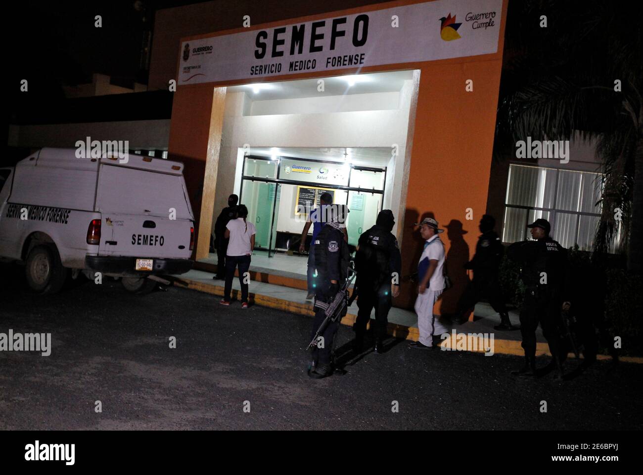 Servicio forense hi-res stock photography and images - Alamy